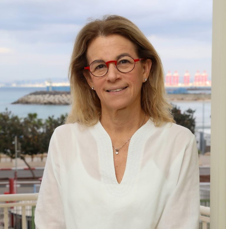 Half Elizabeth | RTICC - Rappaport Technion Integrated Cancer Center